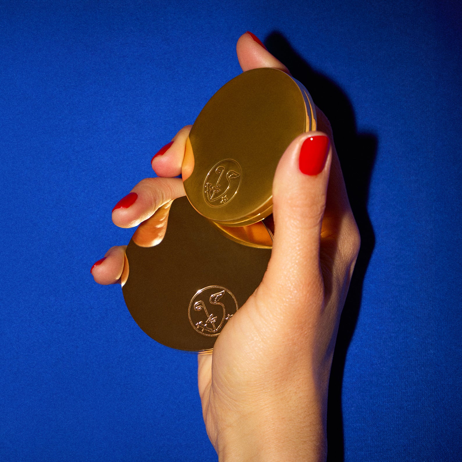 OBJECTS DE DÉSIR – VIOLETTE_FR